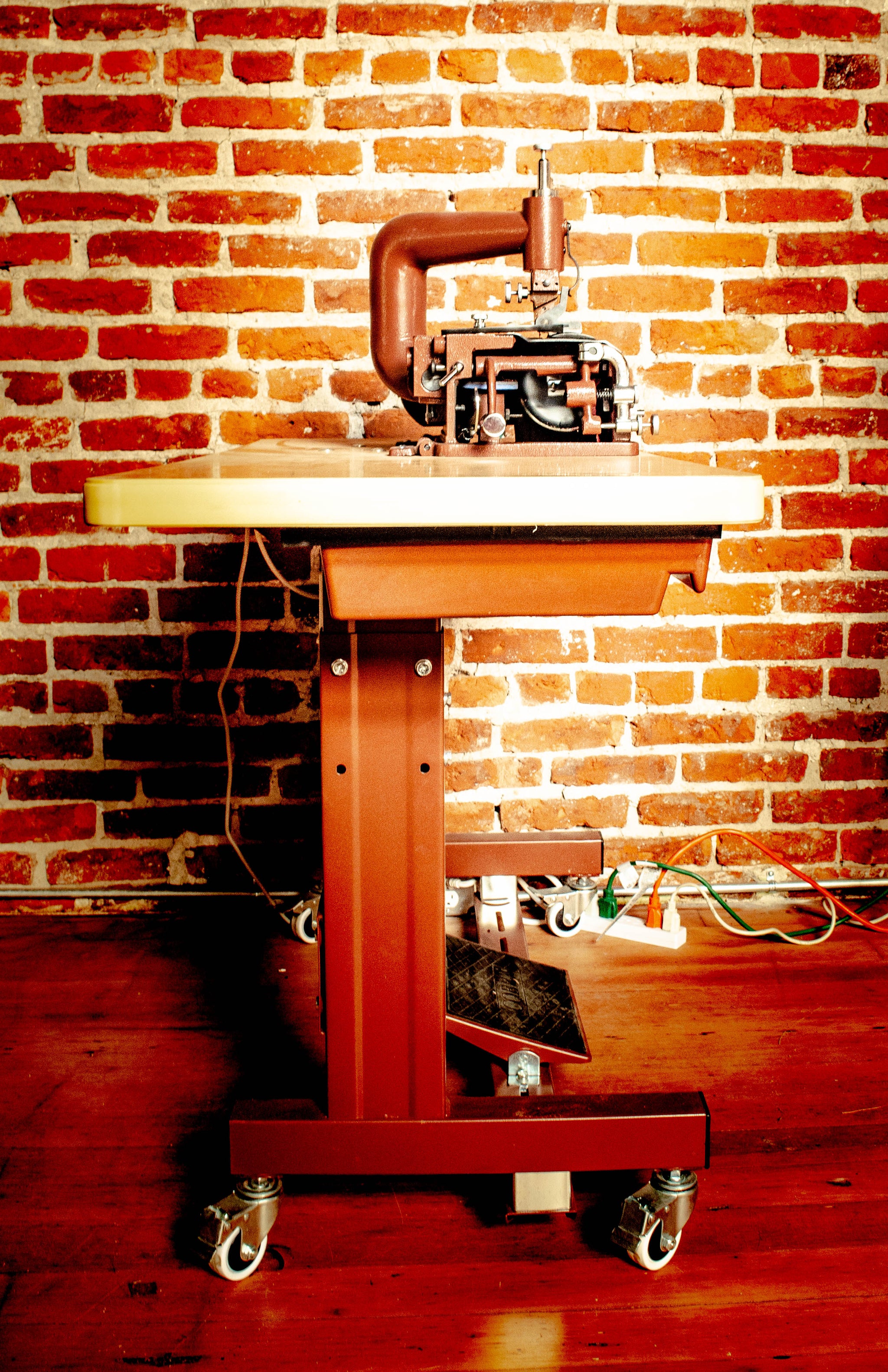 COBRA NP 4 Skiving Machine – Alden Leather Supply LLC